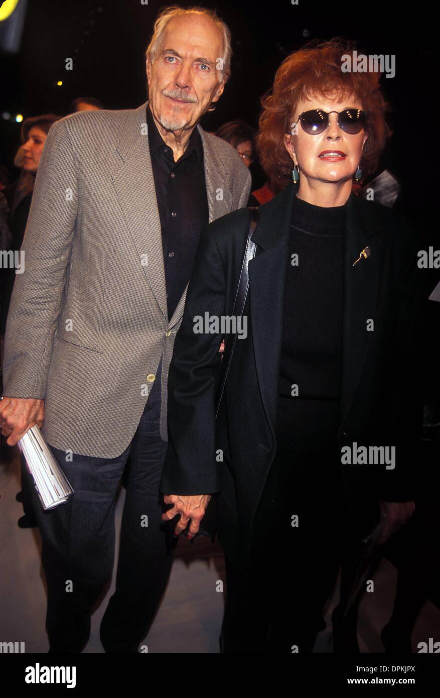 Nov. 22, 2006 - L9826AR.DONNA KARAN FASHION SHOW SPRING '95.ROBERT ...