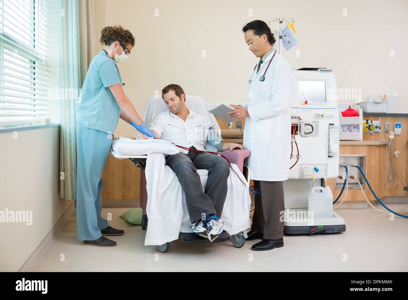 Dialysis department hi-res stock photography and images - Alamy