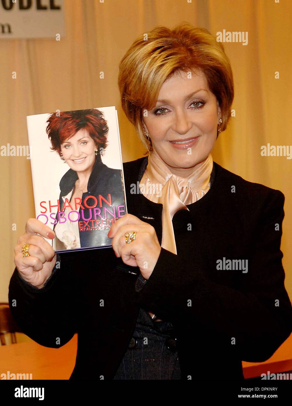 Oct. 25, 2006 - New York, New York, USA - Sharon Osbourne promotes her ...