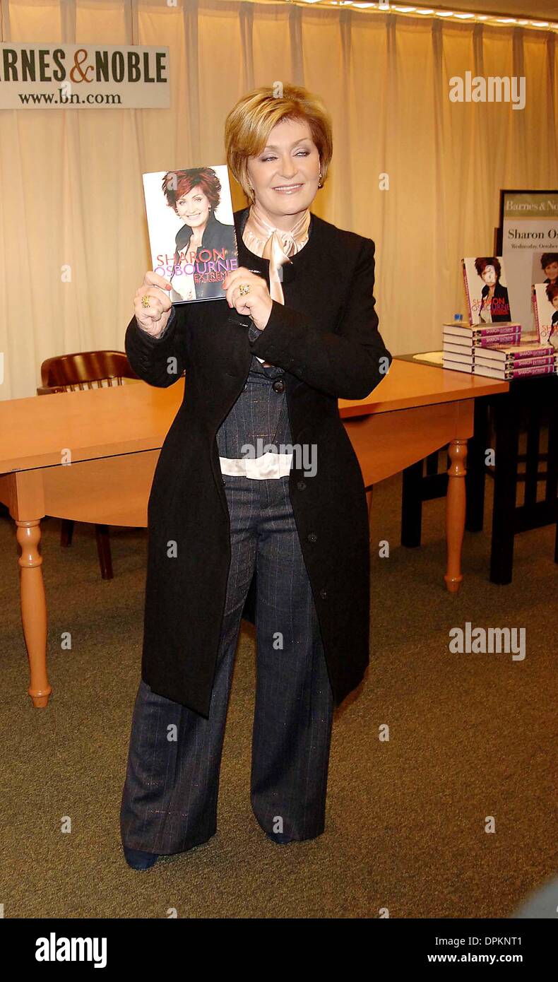 Oct. 25, 2006 - New York, New York, USA - Sharon Osbourne promotes her ...