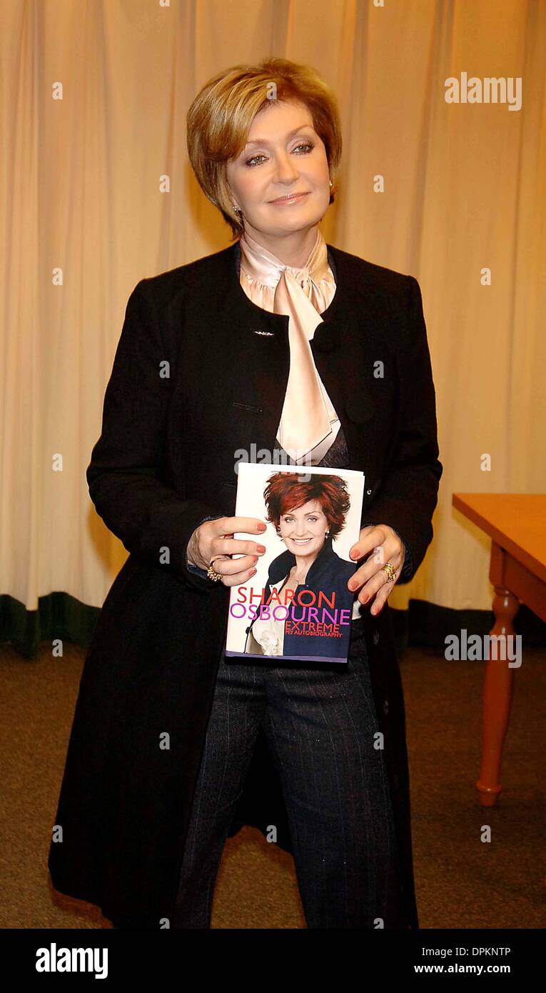 Oct. 25, 2006 - New York, New York, USA - Sharon Osbourne promotes her ...