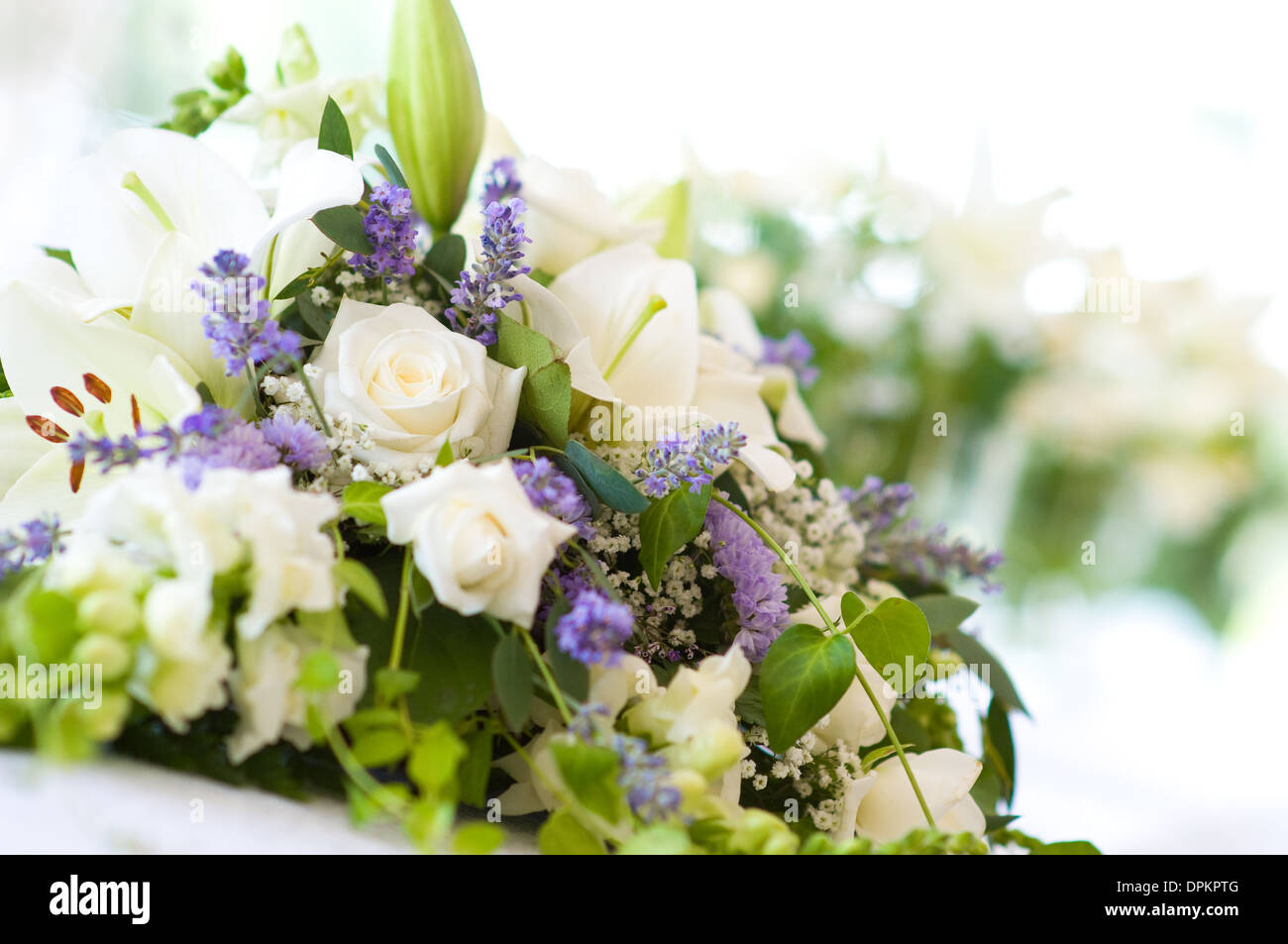 Bridal bouquet violet color hi-res stock photography and images - Alamy
