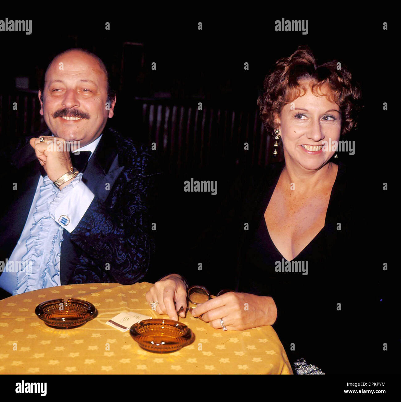 Dec 29 2005 jean stapleton hi-res stock photography and images - Alamy