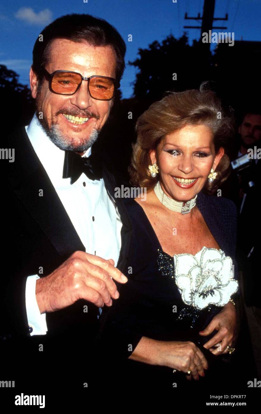 Mar. 24, 2006 - ROGER MOORE AND WIFE . CRAIG SKINNER - 1991 ...