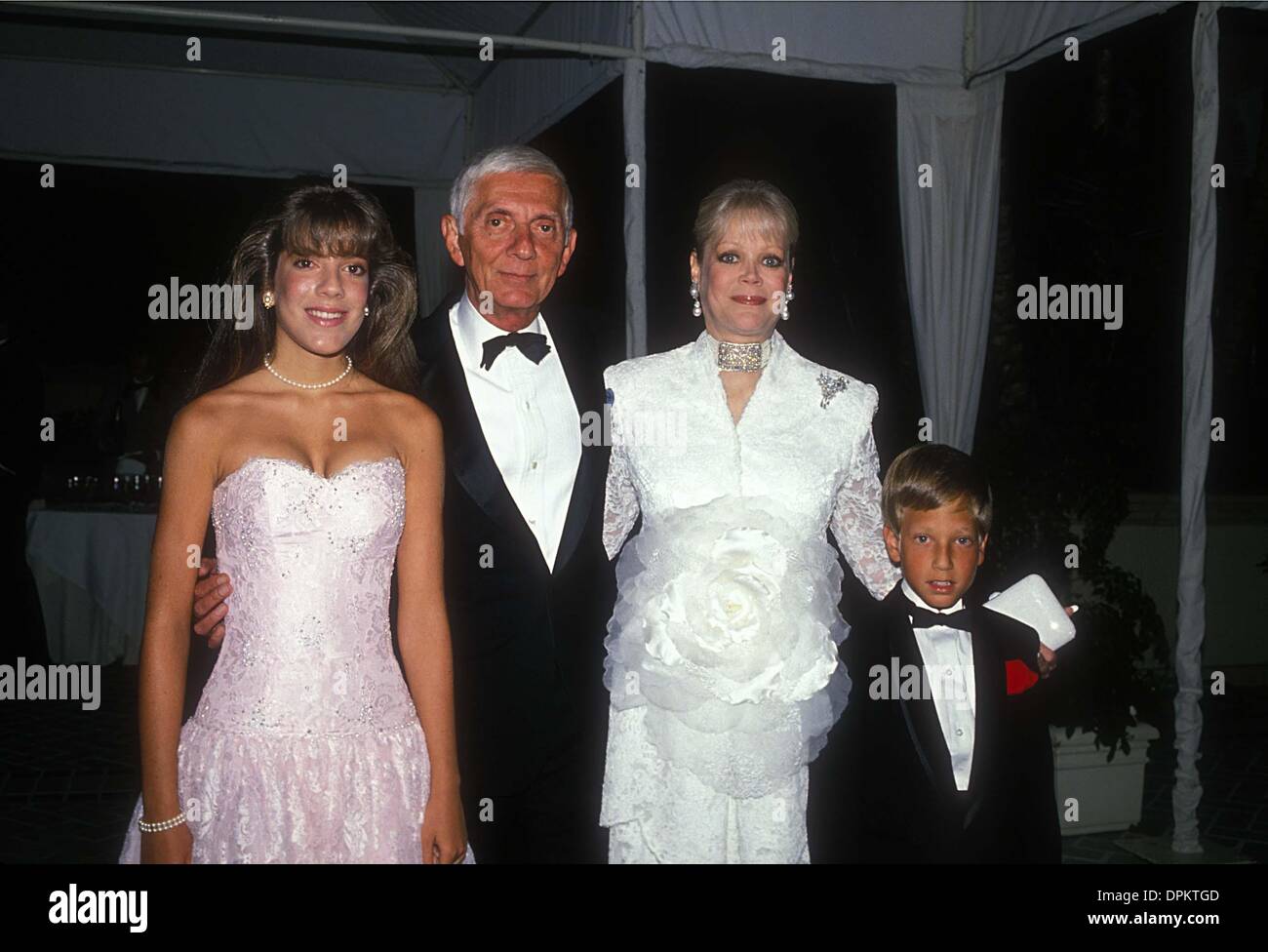 June 26 2006 aaron spelling hi-res stock photography and images - Alamy June 26 2006 aaron spelling hi-res stock photography and images - Alamy