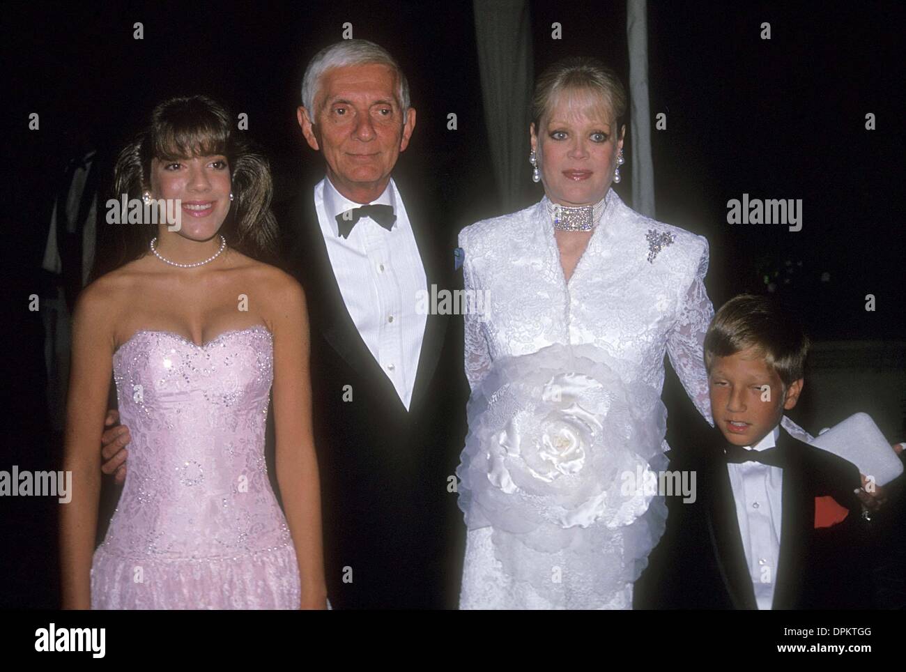 June 26, 2006 - AARON SPELLING WITH CANDY SPELLING , TORI SPELLING AND ... June 26, 2006 - AARON SPELLING WITH CANDY SPELLING , TORI SPELLING AND ...