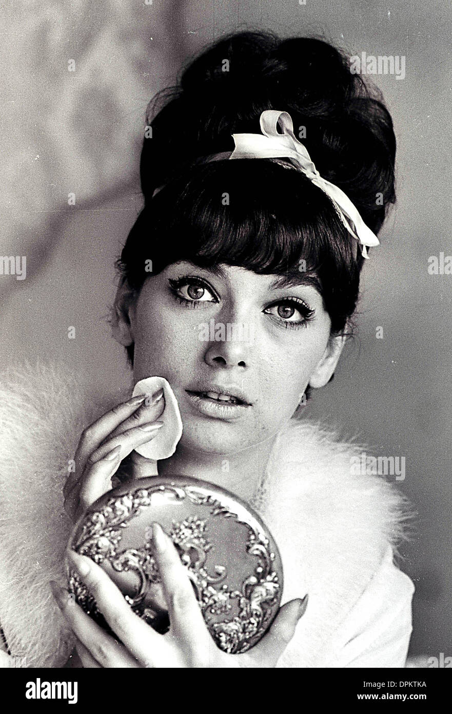Suzanne pleshette 2006 hi-res stock photography and images - Alamy