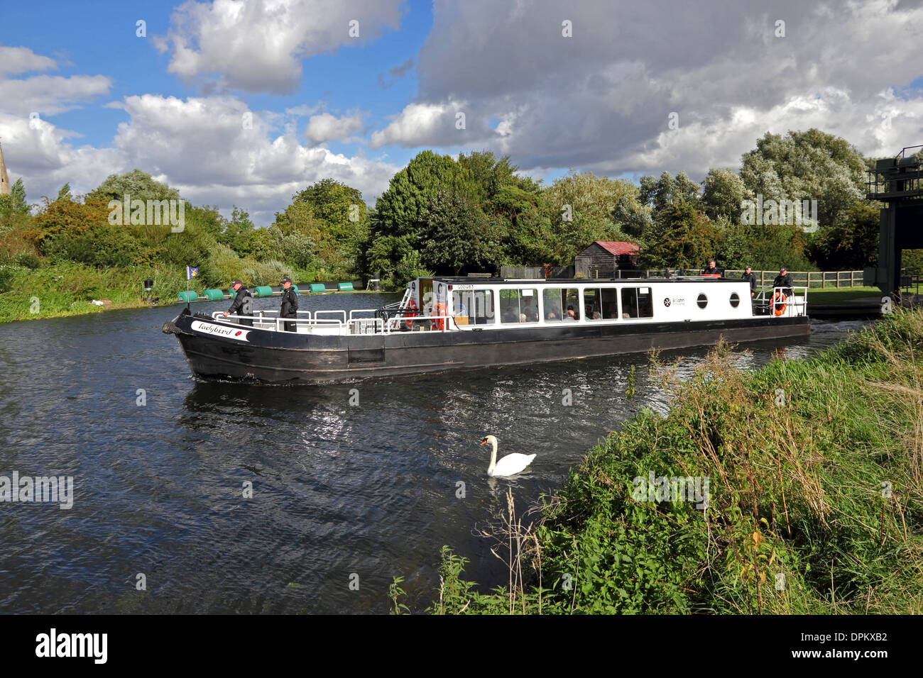 Ambulance boat hi-res stock photography and images - Alamy