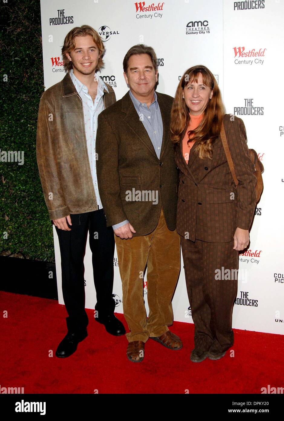 Beau bridges and family hi-res stock photography and images - Alamy