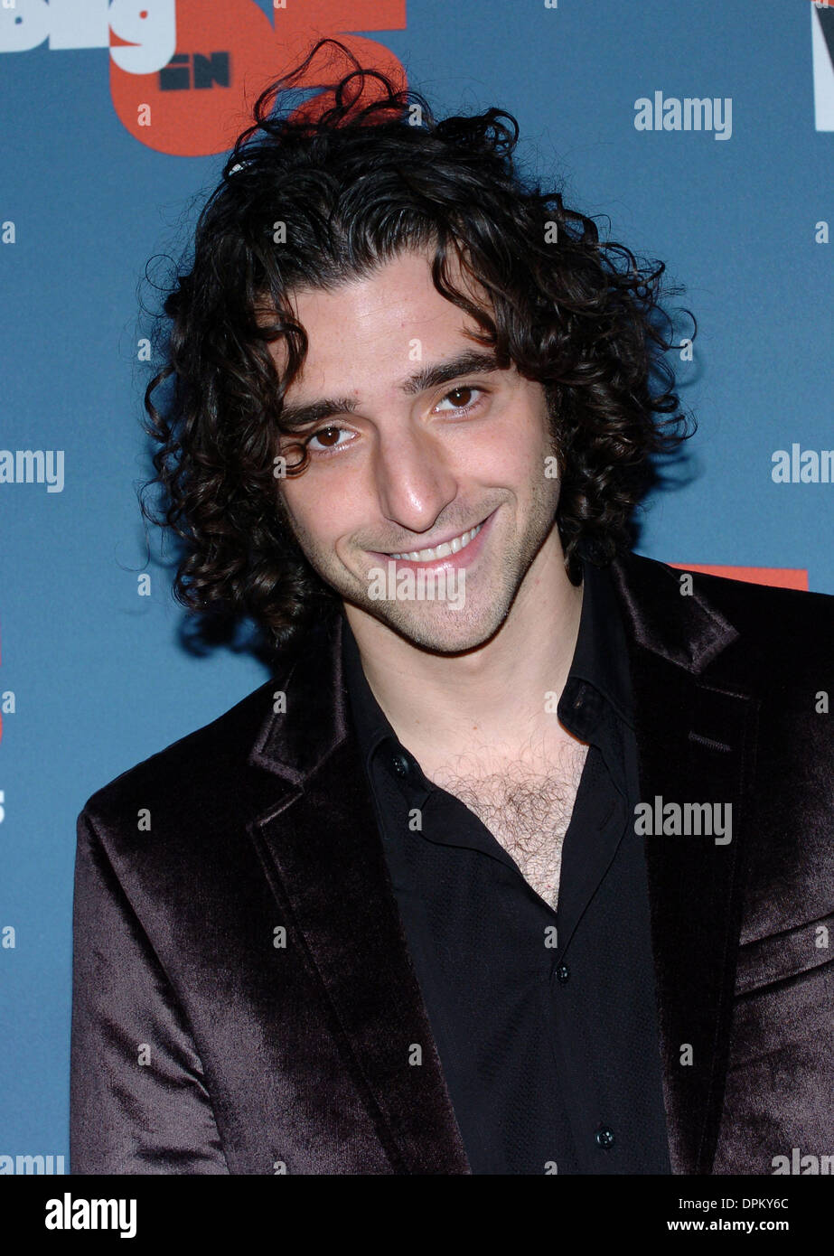 David krumholtz 2005 hi-res stock photography and images - Alamy