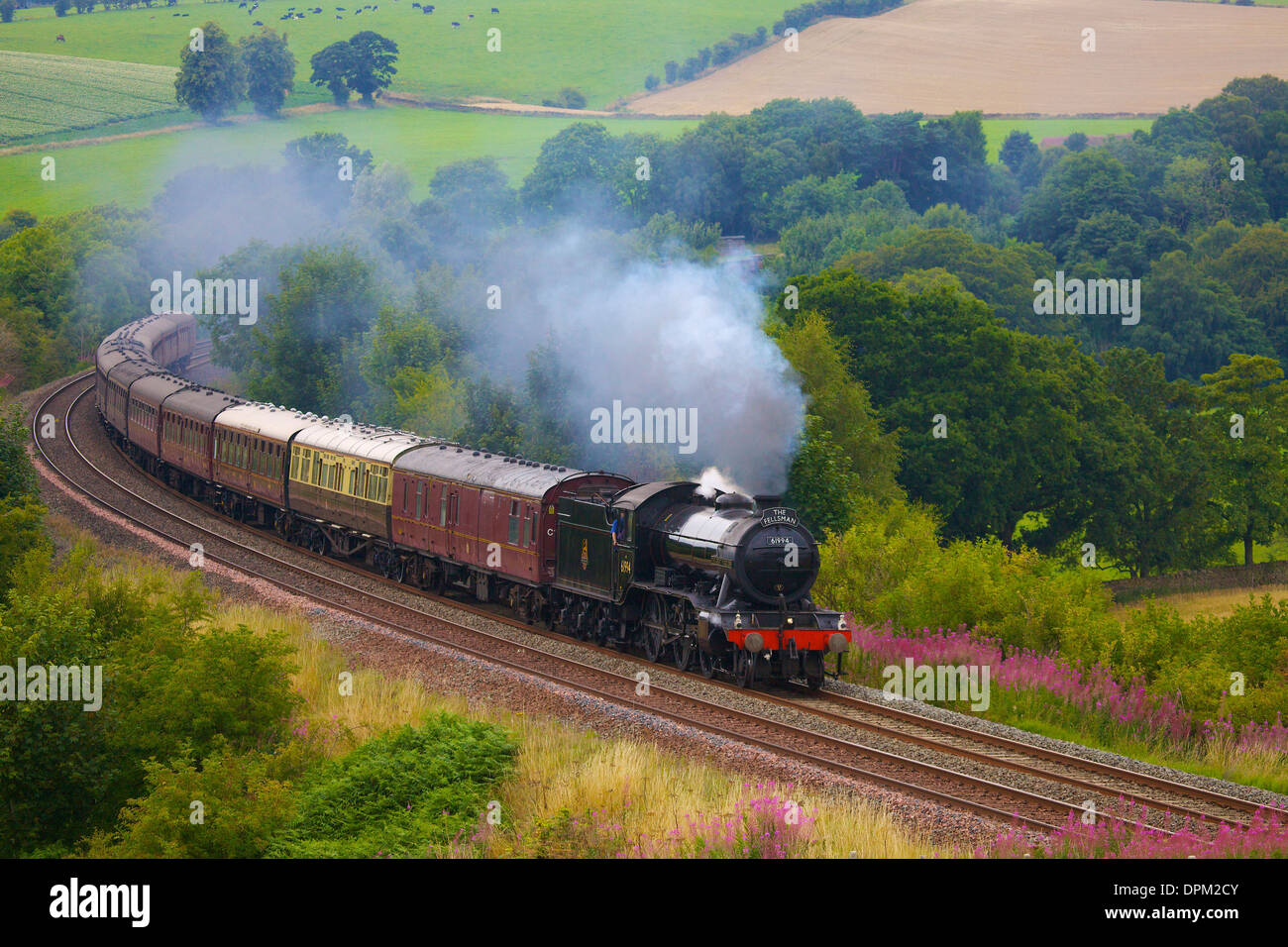 LNER Class K4 2-6-0 'The Great Marquess' steam train near Low Baron ...