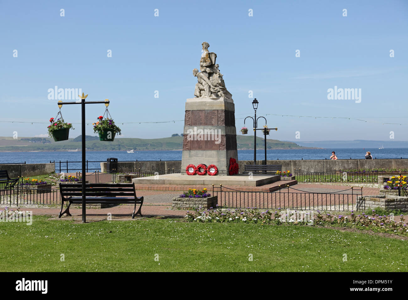 The War Memorial in the seaside town of Largs, Scotland, UK Stock Photo ...