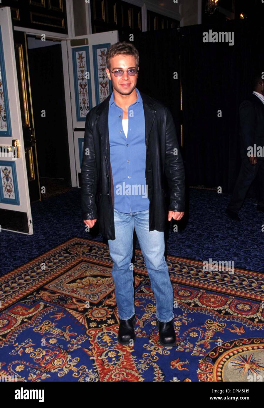 Joey lawrence 2000 hi-res stock photography and images - Alamy