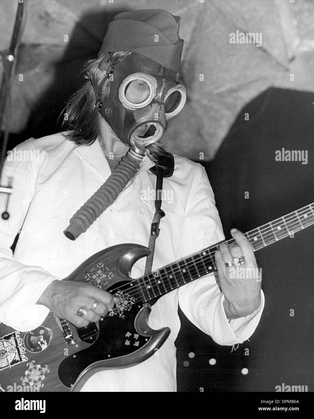 Dec. 15, 2005 - HAWKWIND (DAVE BROCK).Â© GARY MERRIN-(Credit Image ...