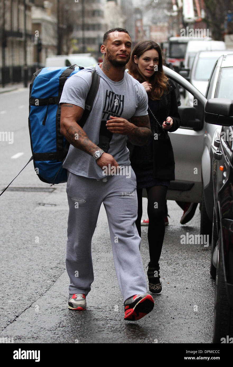 London, UK, 15th January 2014. Kelly Brook seen out and about with her ...