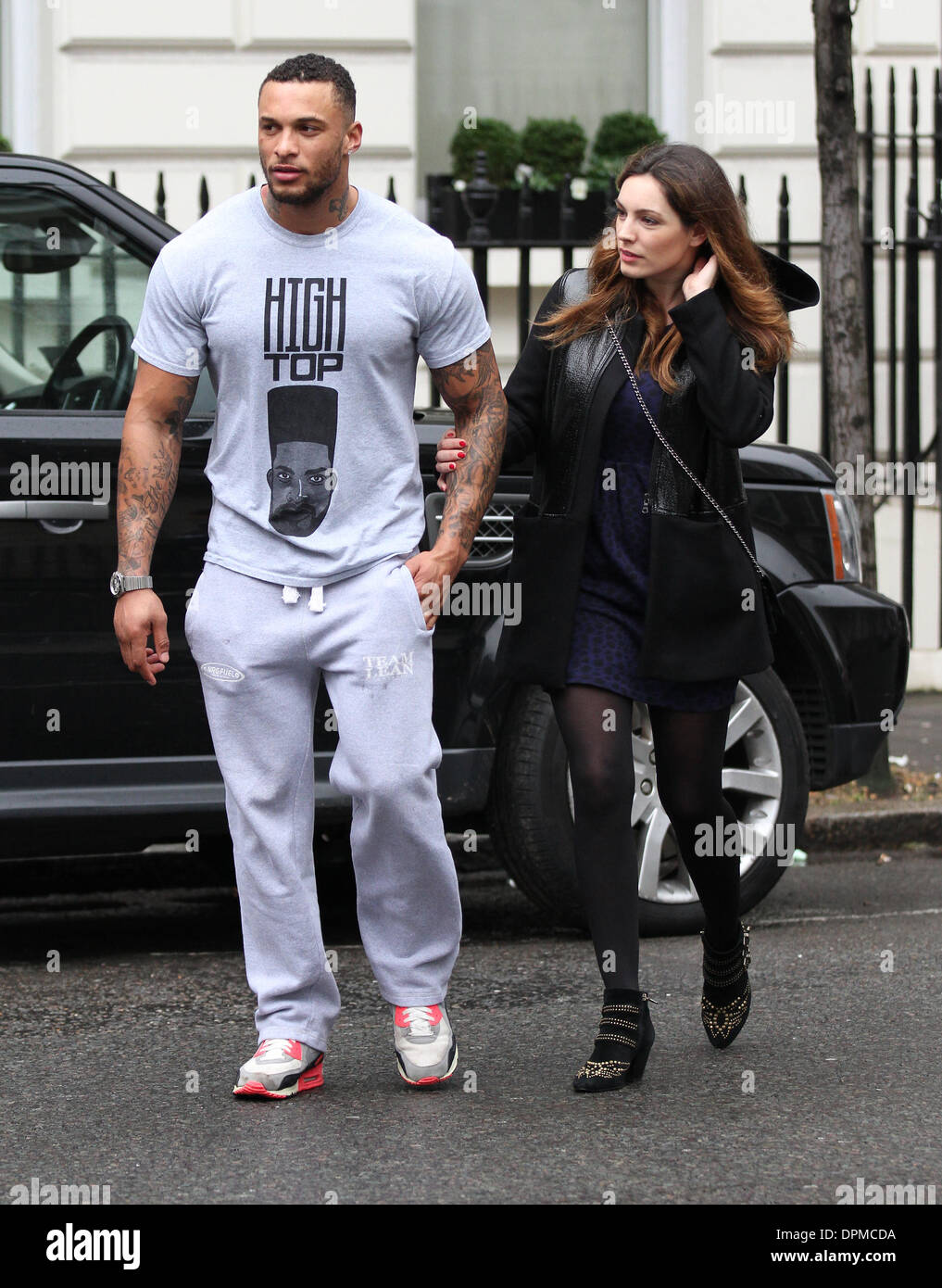 London, UK, 15th January 2014. Kelly Brook seen out and about with her ...