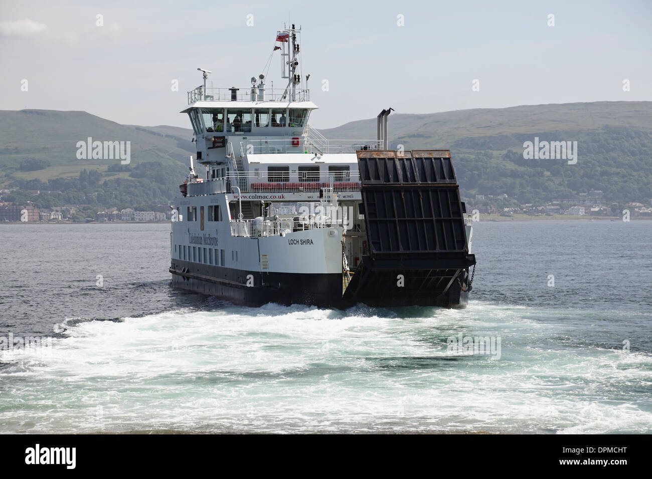 A Caledonian Macbrayne ferry departing from the island of Great Cumbrae ...
