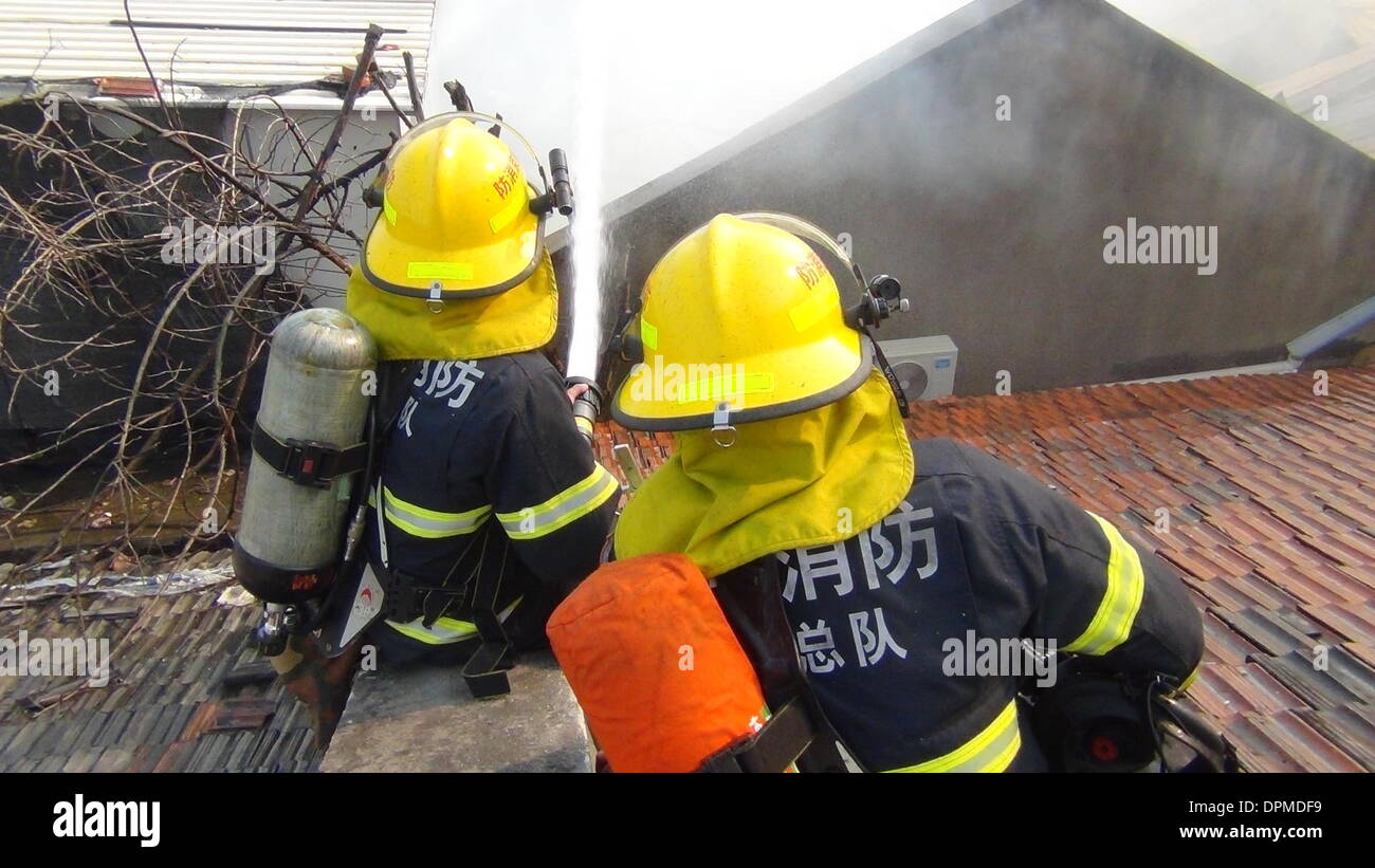 Burnt bodies hi-res stock photography and images - Alamy