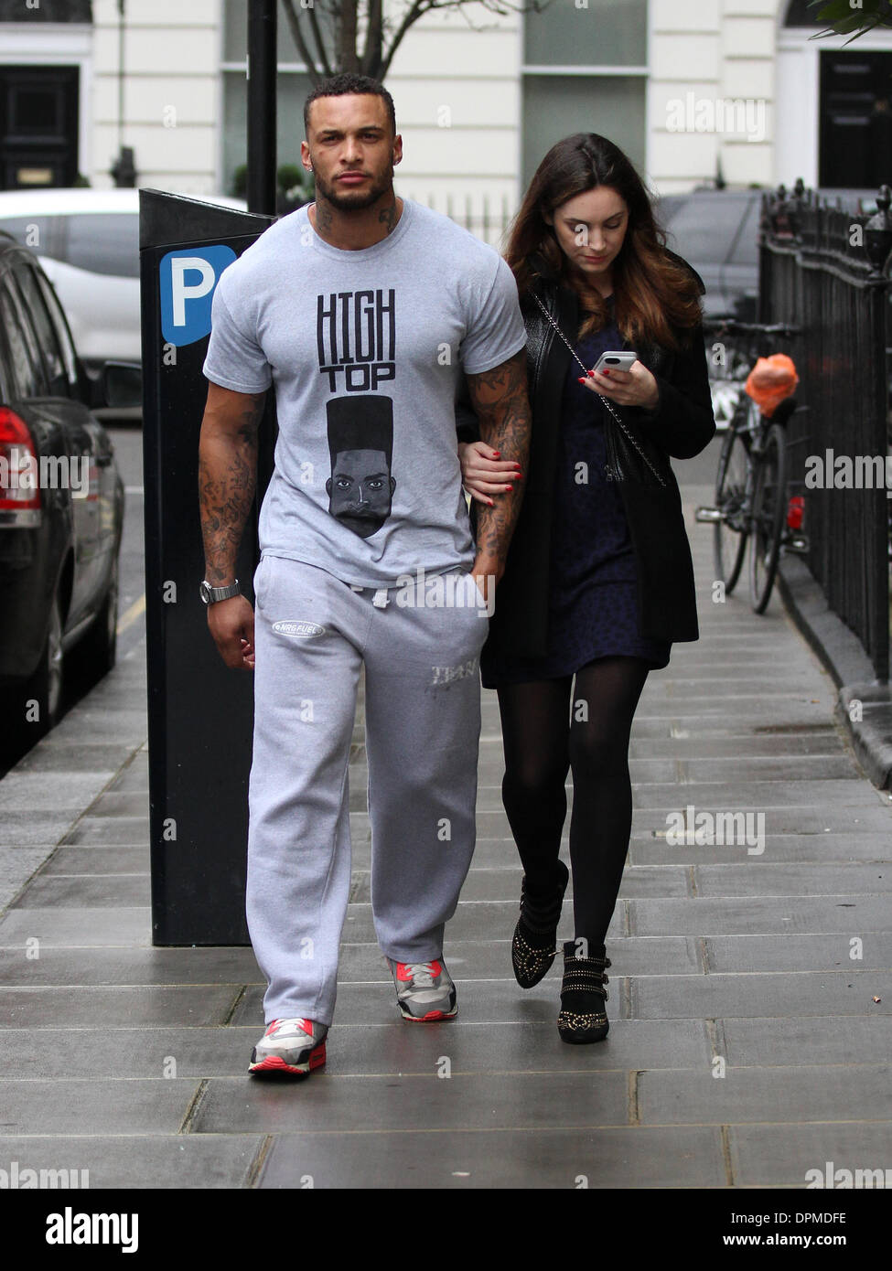 London, UK, 15th January 2014. Kelly Brook seen out and about with her ...