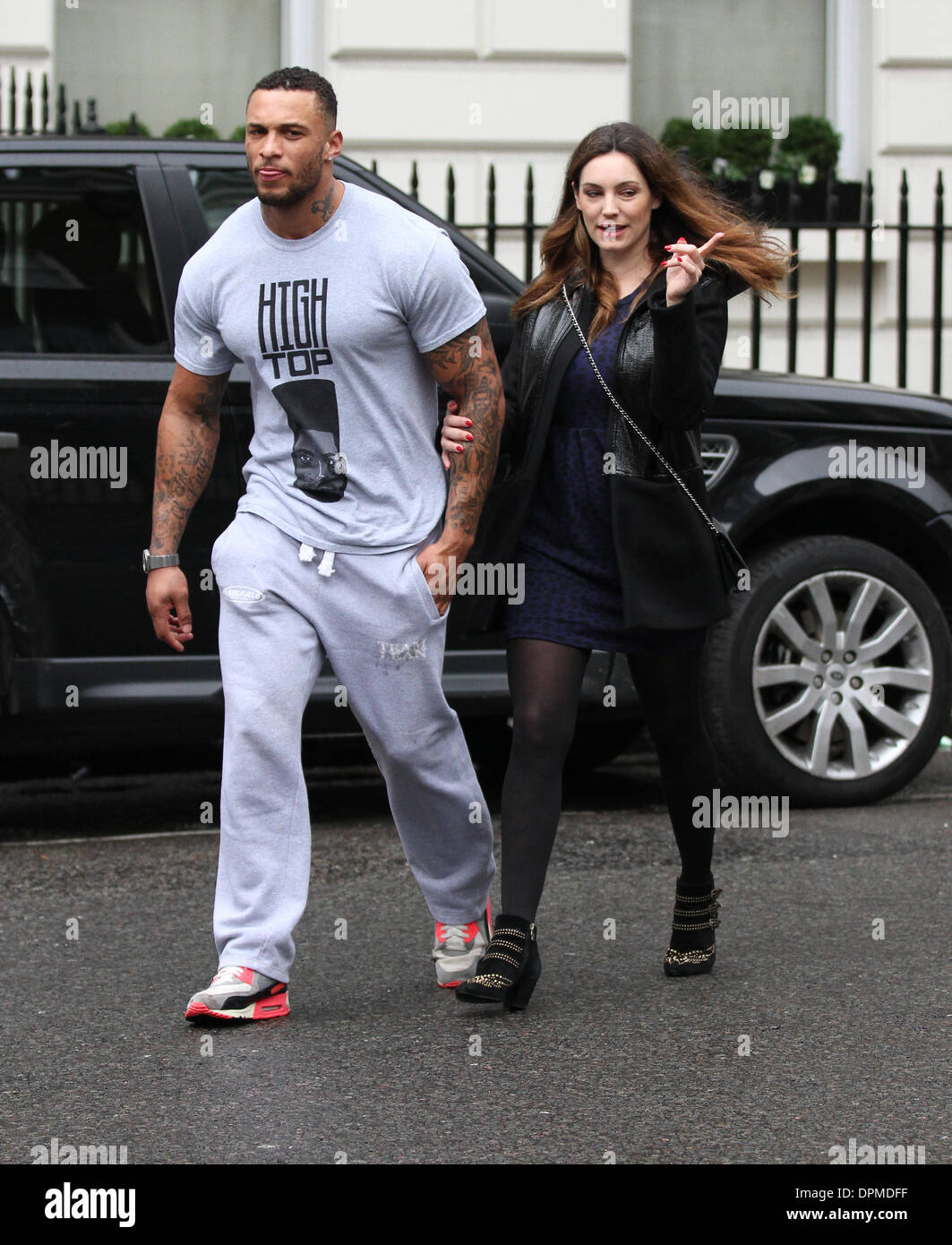 London, UK, 15th January 2014. Kelly Brook seen out and about with her ...