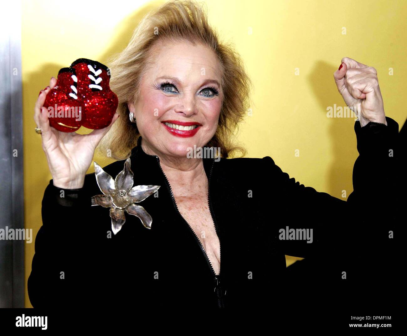 Dec. 14, 2006 - Graumans Chinese, Hollywood, LOS ANGELES, USA - CAROL ...