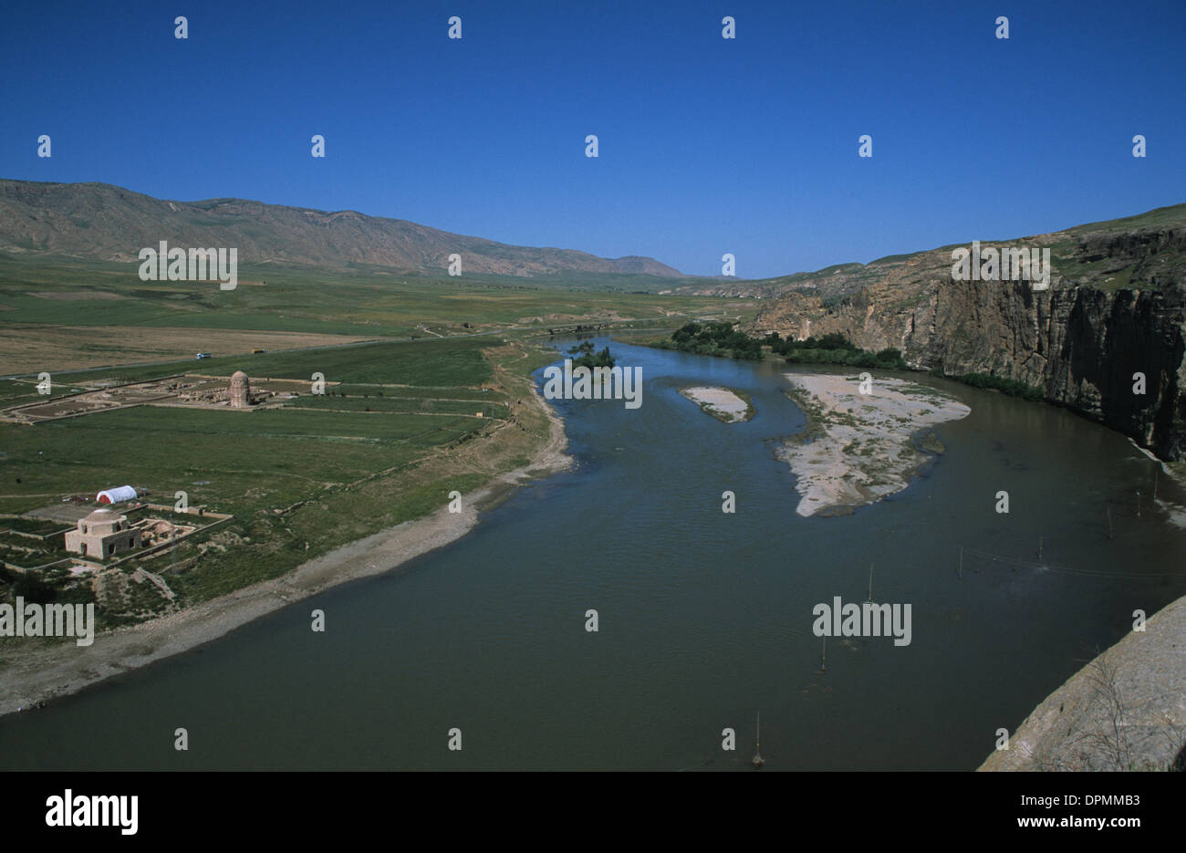 River Tigris High Resolution Stock Photography and Images - Alamy
