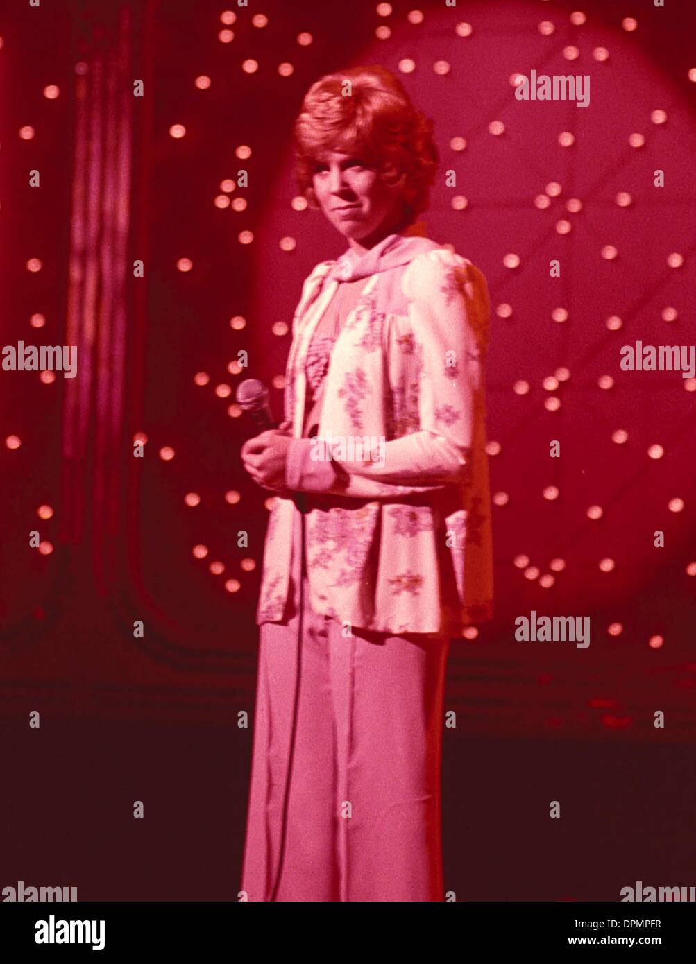 Vicki lawrence hi-res stock photography and images - Alamy