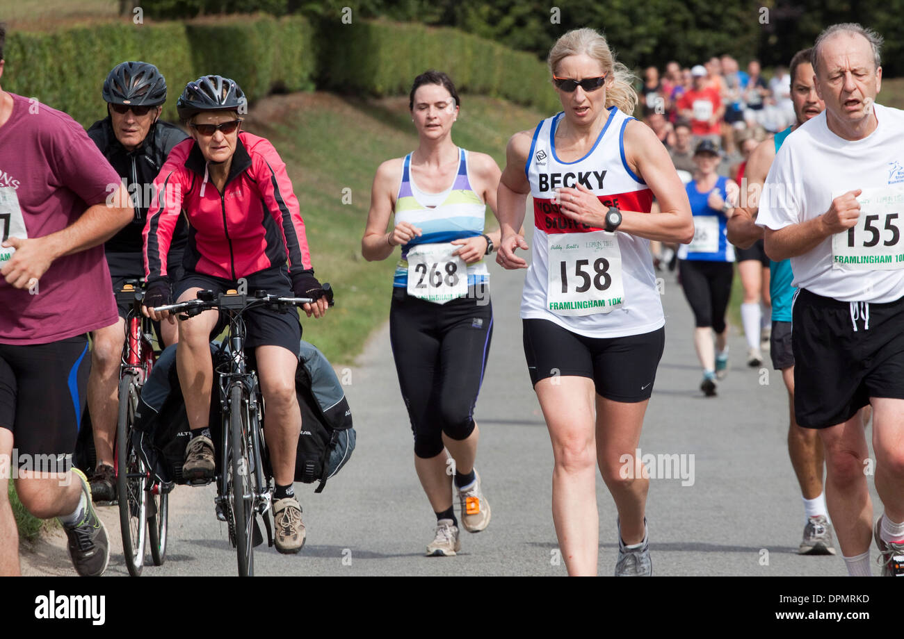 Running cycle hi-res stock photography and images - Alamy