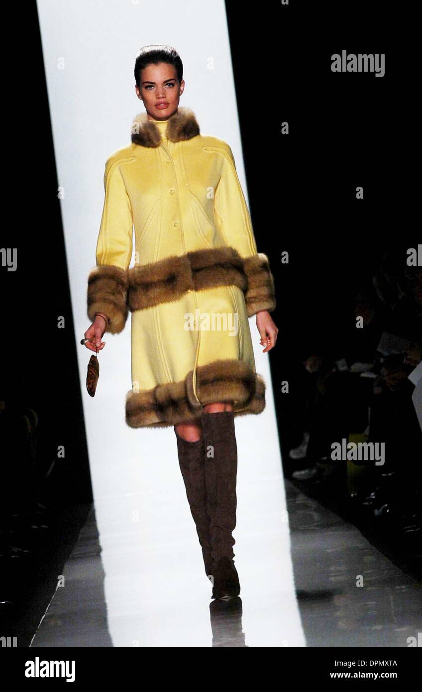 Feb. 10, 2006 - K46789KR.OLYMPUS FASHION WEEK FALL 2006 - CHADO RALPH ...