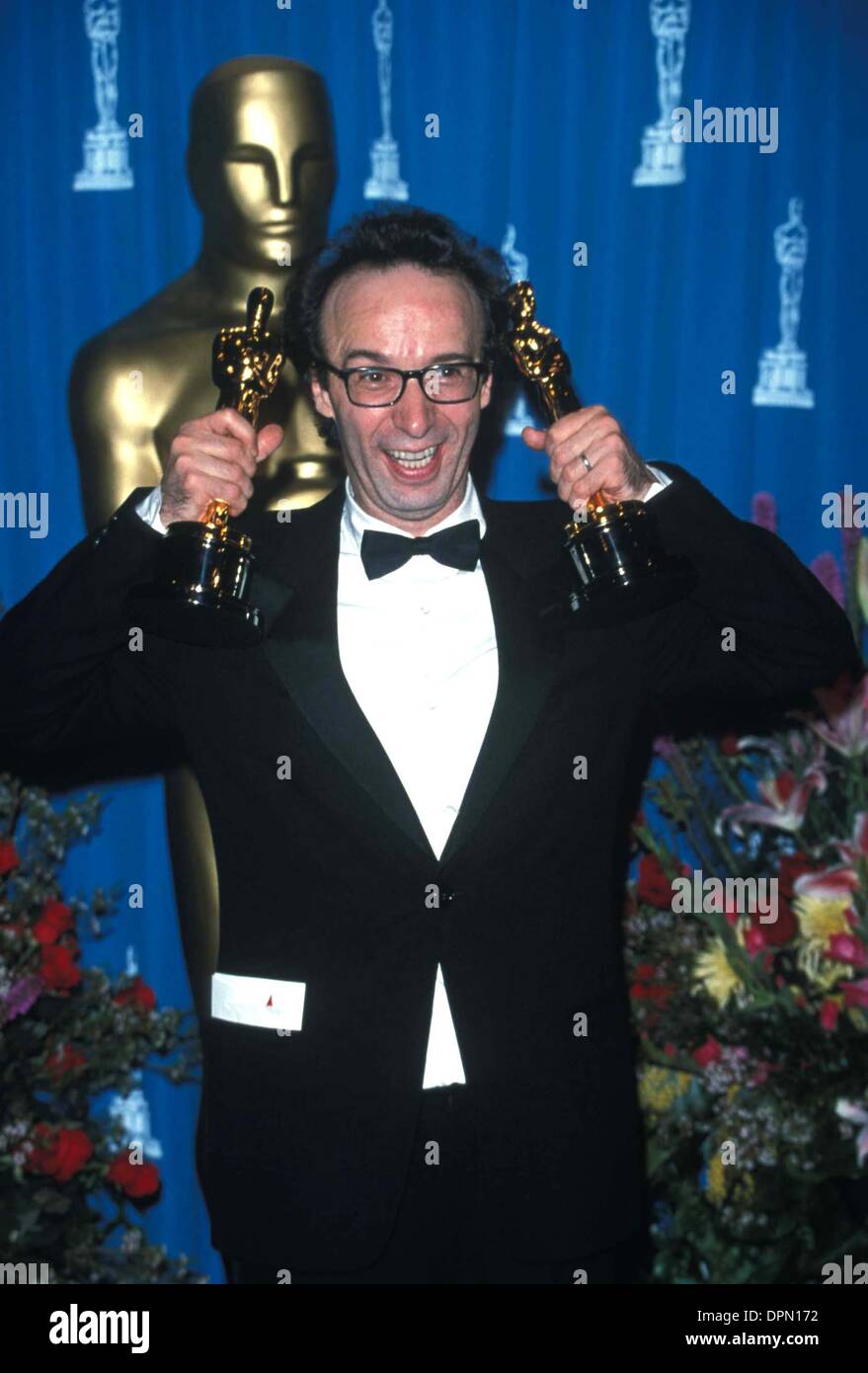 Roberto benigni oscars hi-res stock photography and images - Alamy