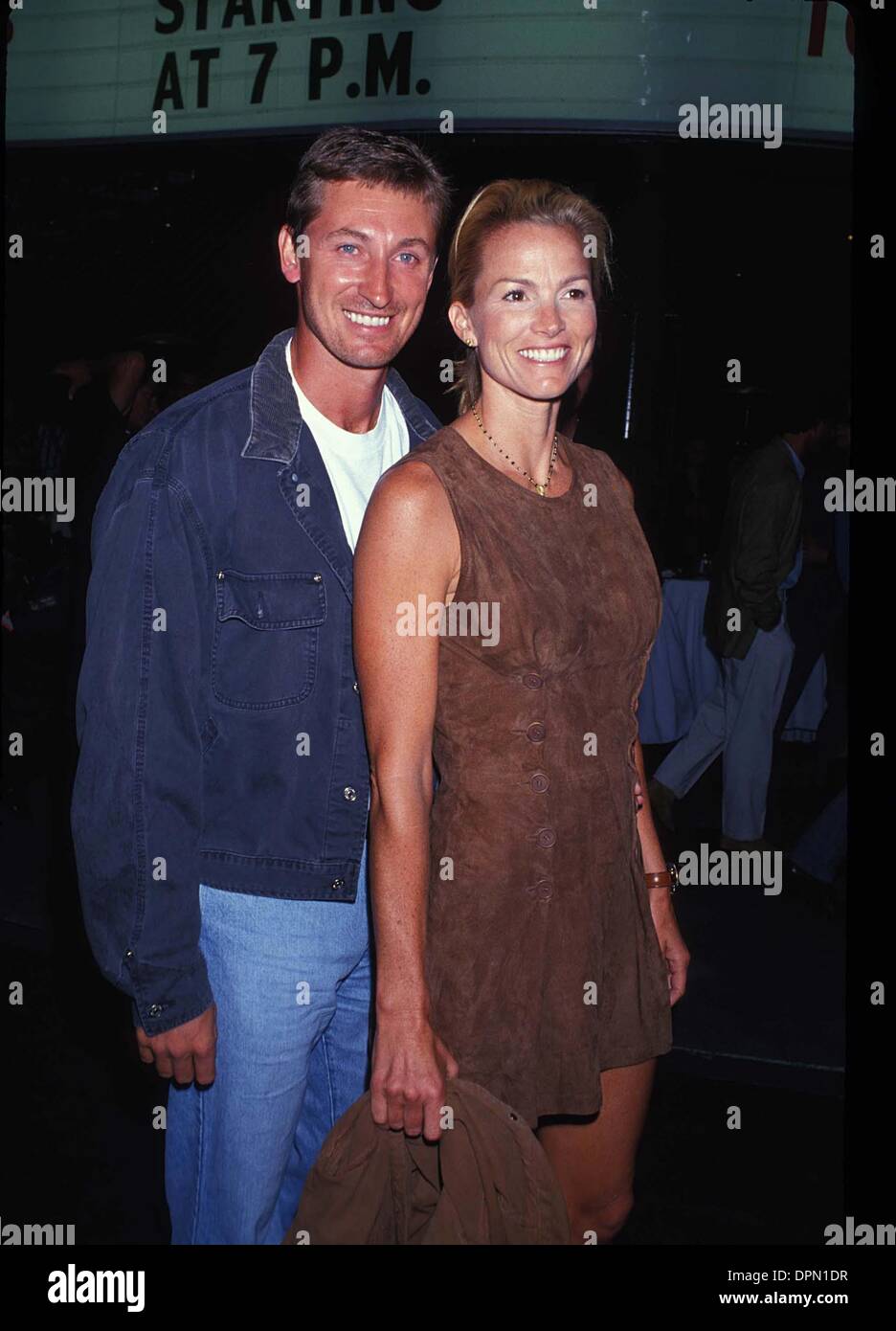 Lisa wayne hi-res stock photography and images - Alamy