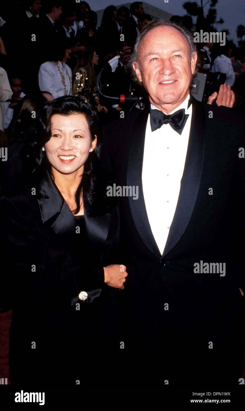 Apr. 18, 2006 - L7744LR.People's Choice Awards.Gene Hackman and wife ...