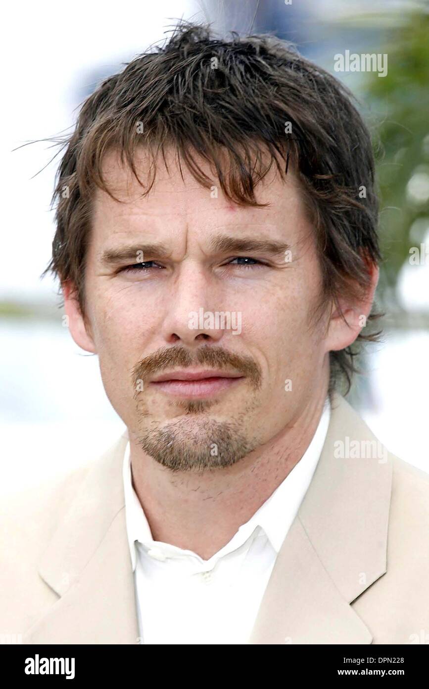 May 19, 2006 - Cannes, France - K47951.001704 .ETHAN HAWKE.''FAST FOOD ...