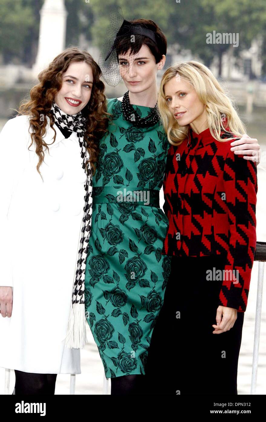 Sept. 12, 2006 - London, United Kingdom - K49735.ERIN O'CONNOR ...