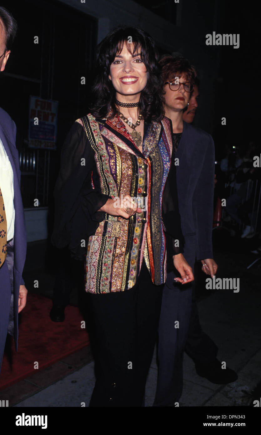 Lisa ward hi-res stock photography and images - Alamy
