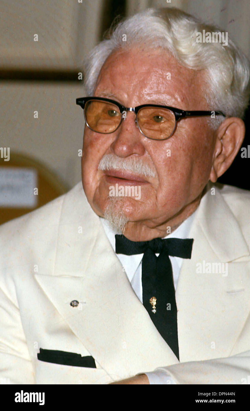 Colonel sanders hi-res stock photography and images - Alamy