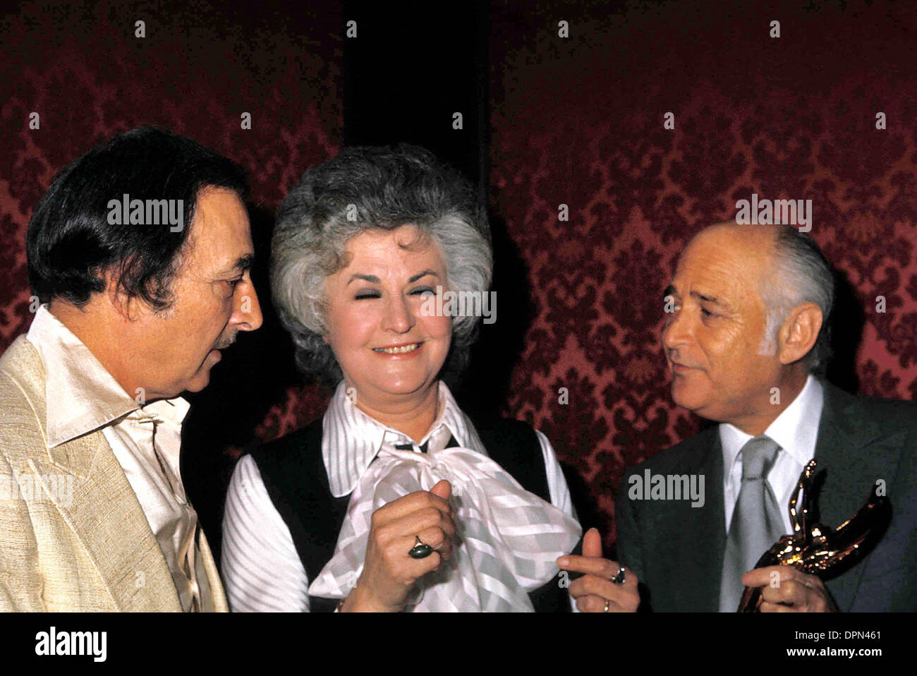 Norman lear 1976 hi-res stock photography and images - Alamy