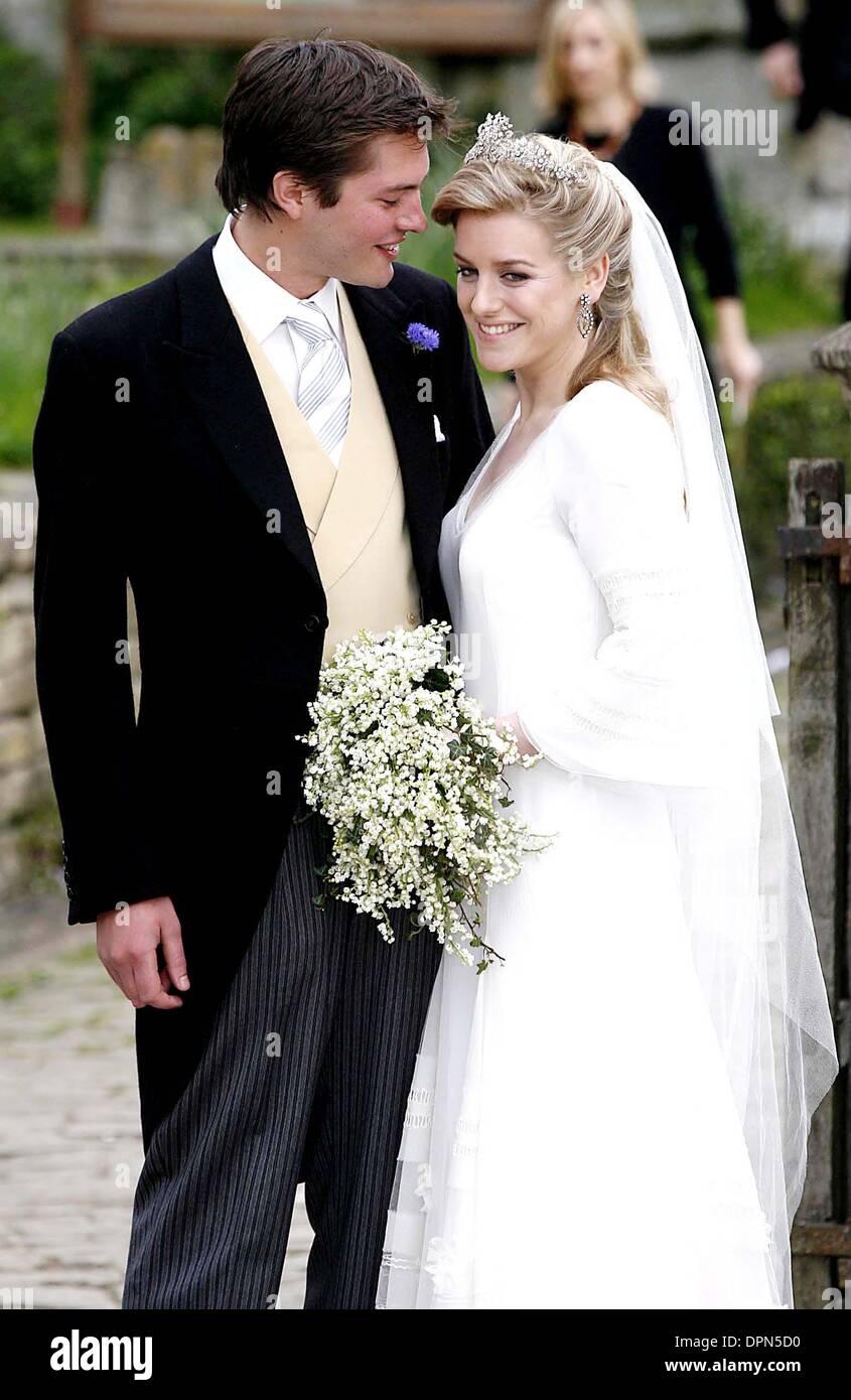 May 6, 2006 - London, United Kingdom - K47763.LAURA PARKER BOWLES AND ...