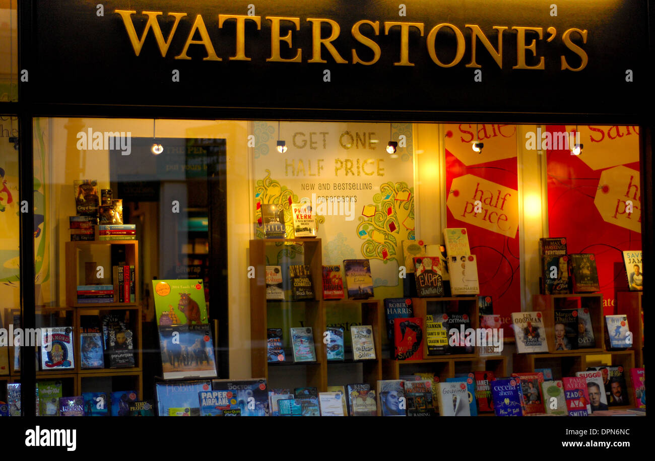 Waterstones Book Shop High Resolution Stock Photography and Images - Alamy
