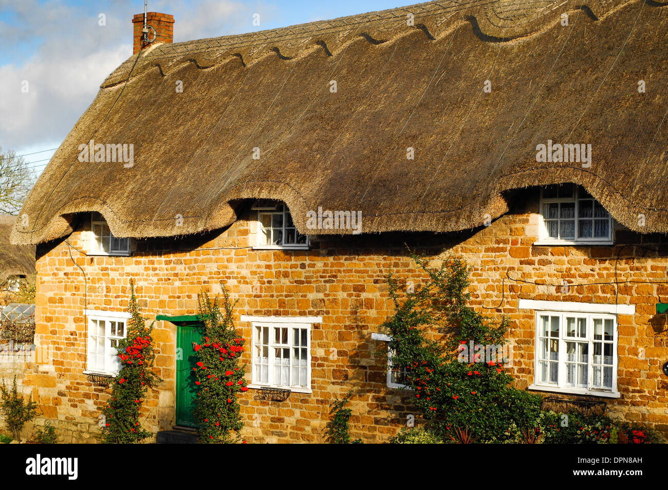 Rockingham cottage hi-res stock photography and images - Alamy