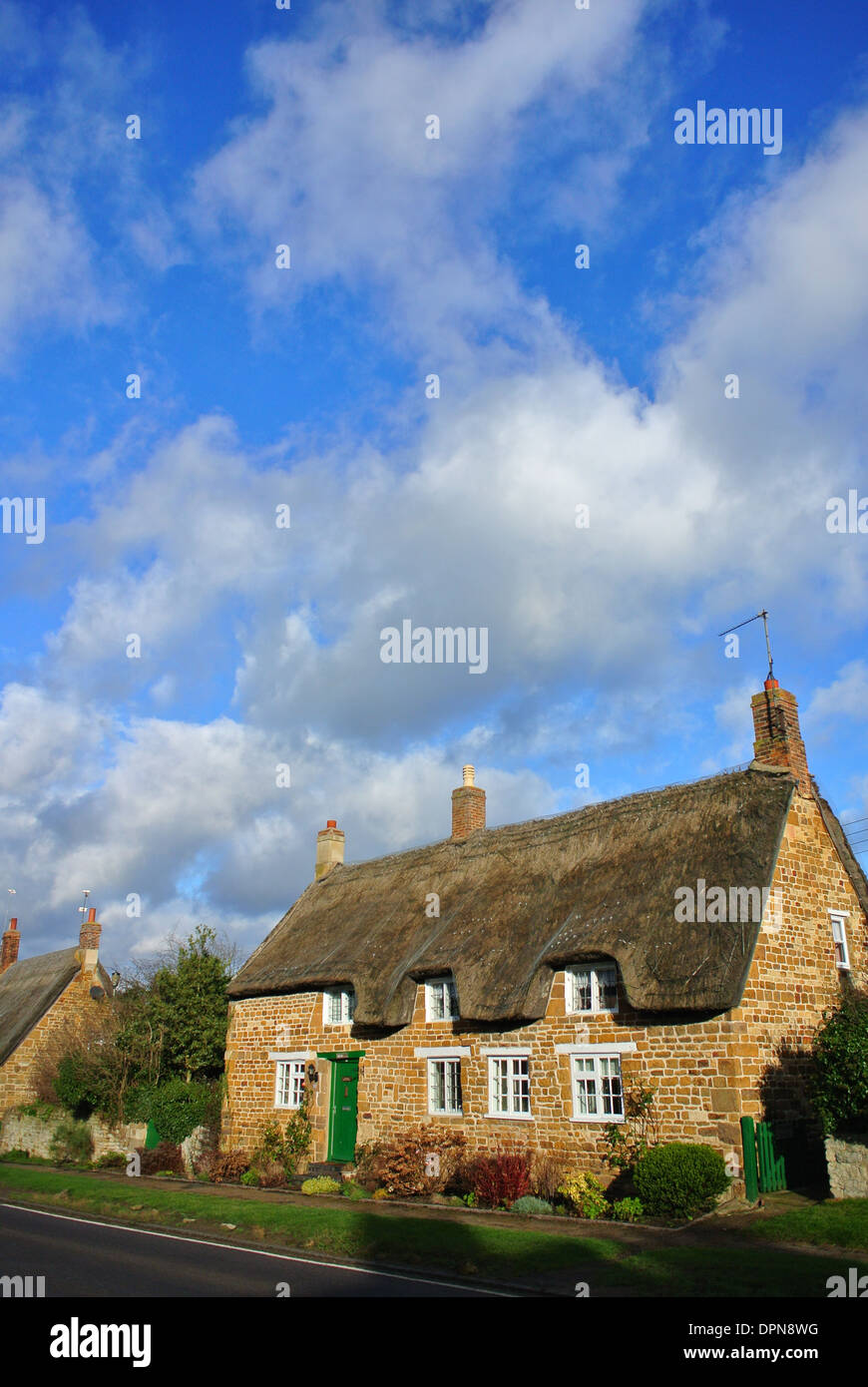 Rockingham cottage hi-res stock photography and images - Alamy