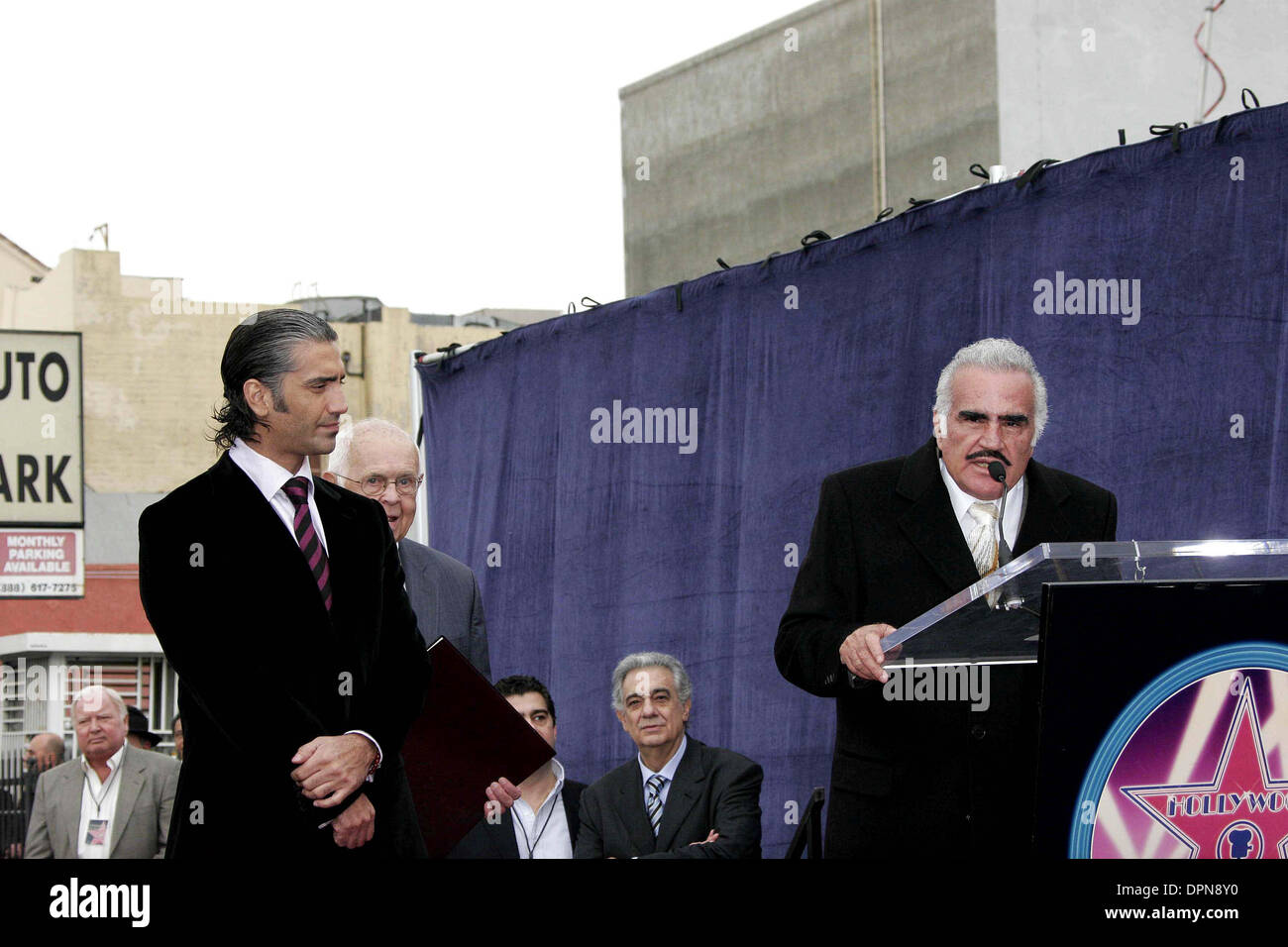 Hollywood walk of fame for alejandro fernandez hi-res stock photography ...