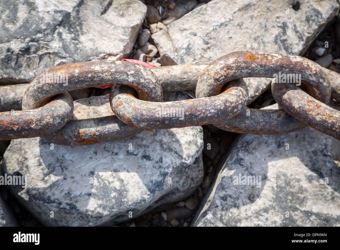 Chain of rocks lock hi-res stock photography and images - Alamy