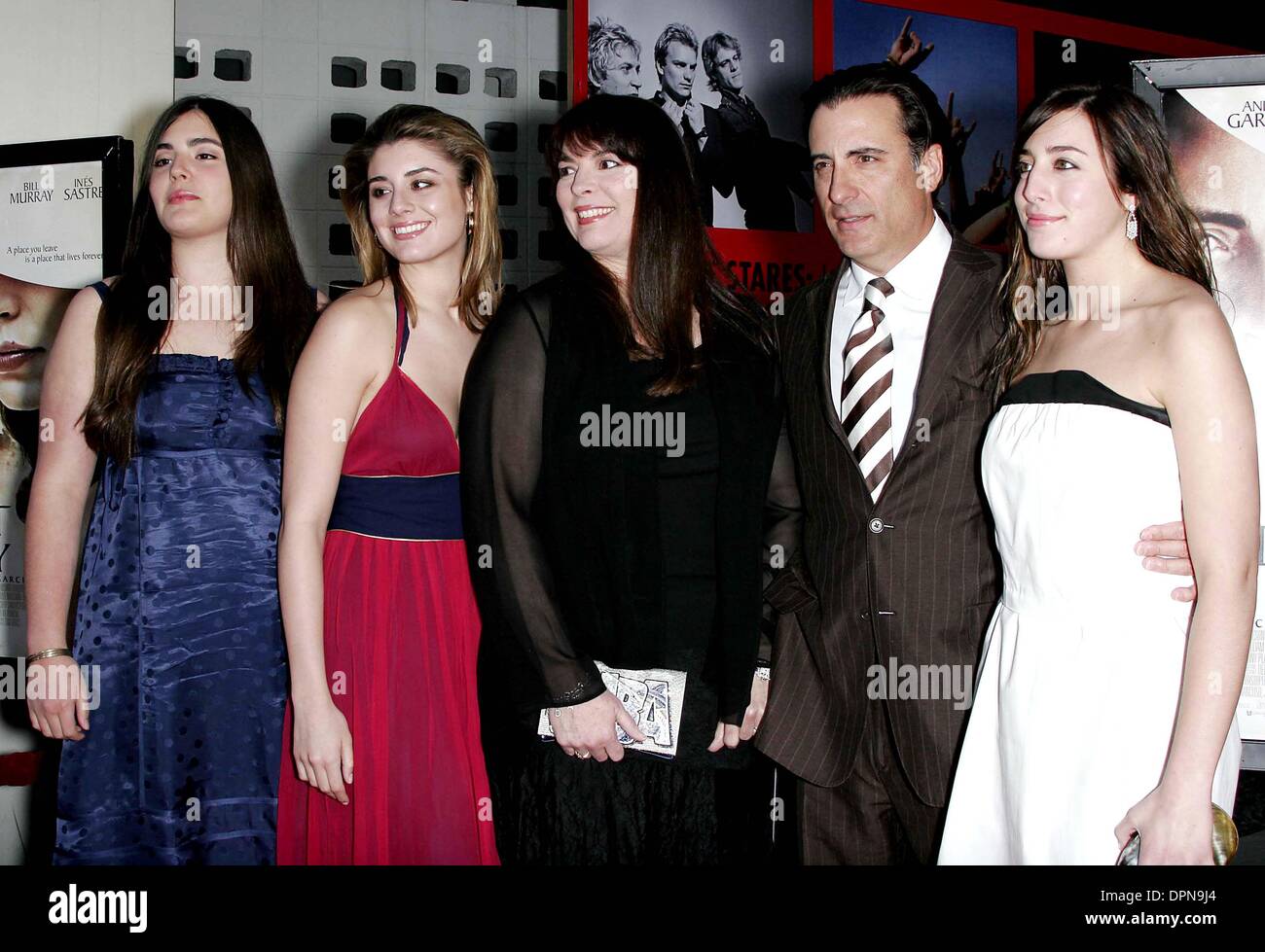Apr. 17, 2006 - Hollywood, CALIFORNIA, USA - ANDY GARCIA, HIS WIFE AND ...