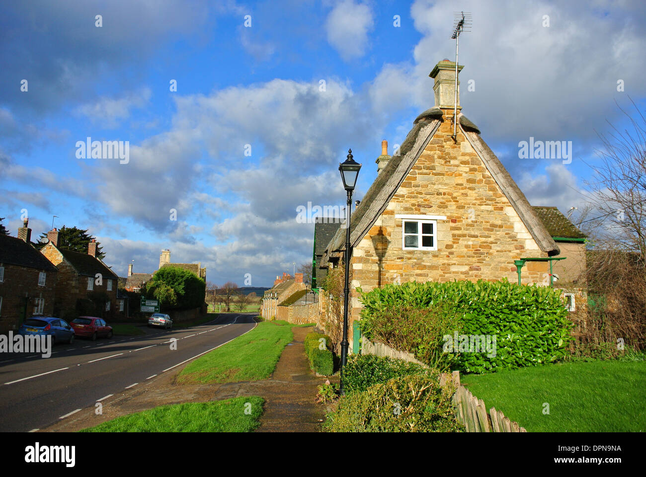 Rockingham cottage hi-res stock photography and images - Alamy