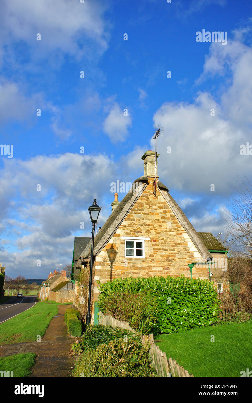 Rockingham cottage hi-res stock photography and images - Alamy
