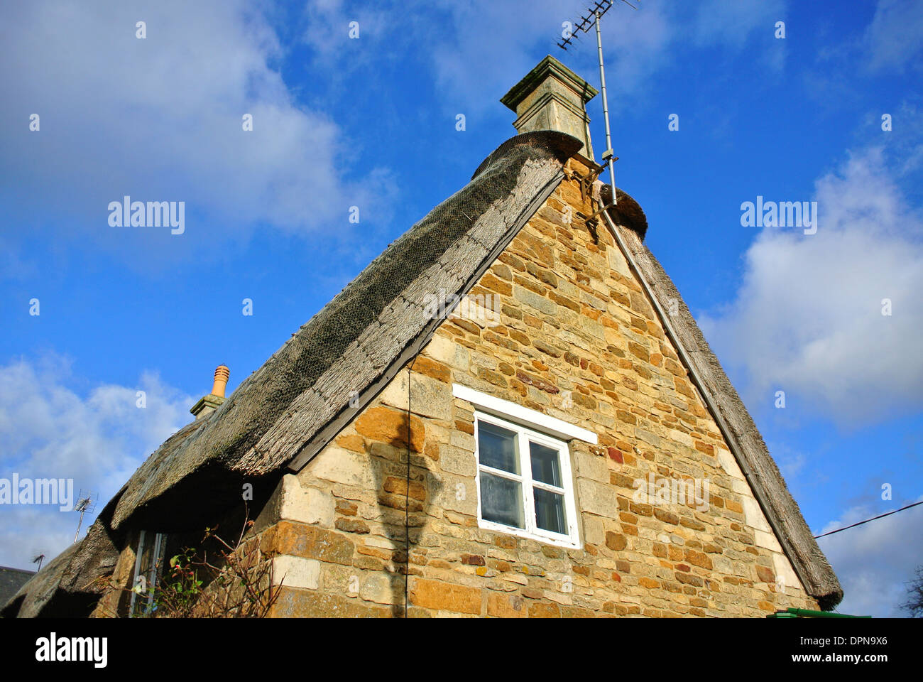 Rockingham cottage hi-res stock photography and images - Alamy
