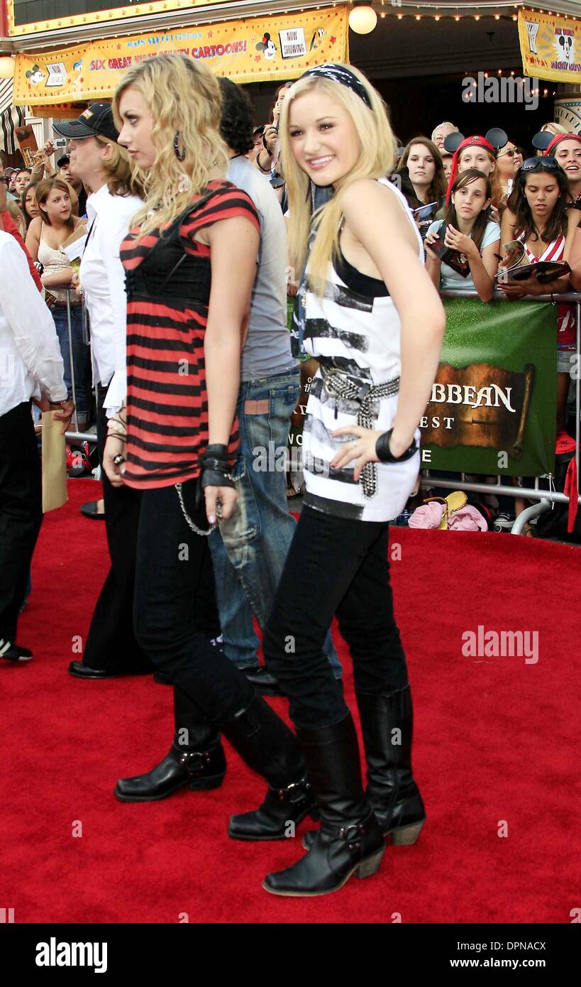 June 24, 2006 - Anaheim, CALIFORNIA, USA - ALI AND AJ MICHALKA ...