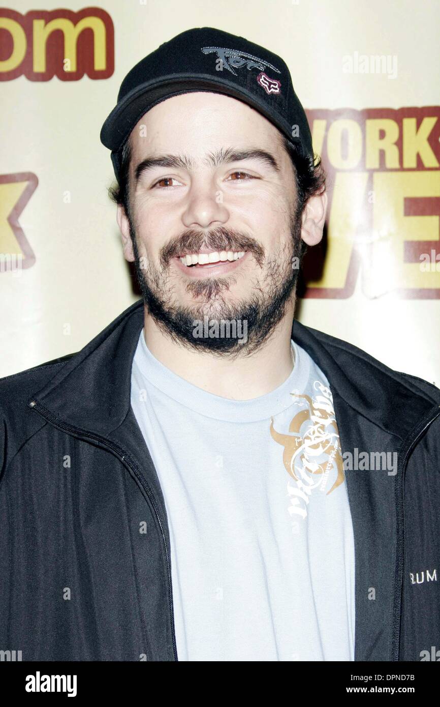 Feb. 6, 2006 - Hollywood, CALIFORNIA, USA - ELAN -.THE PEAPOD ...