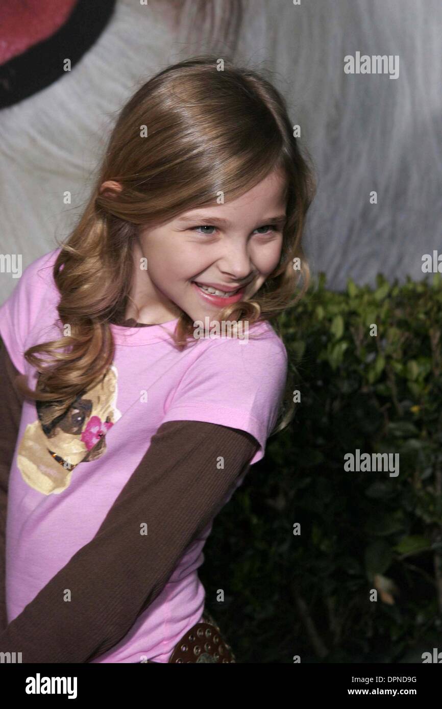 Mar. 7, 2006 - Hollywood, CALIFORNIA, USA - CHLOE GRACE MORETZ -.THE ...